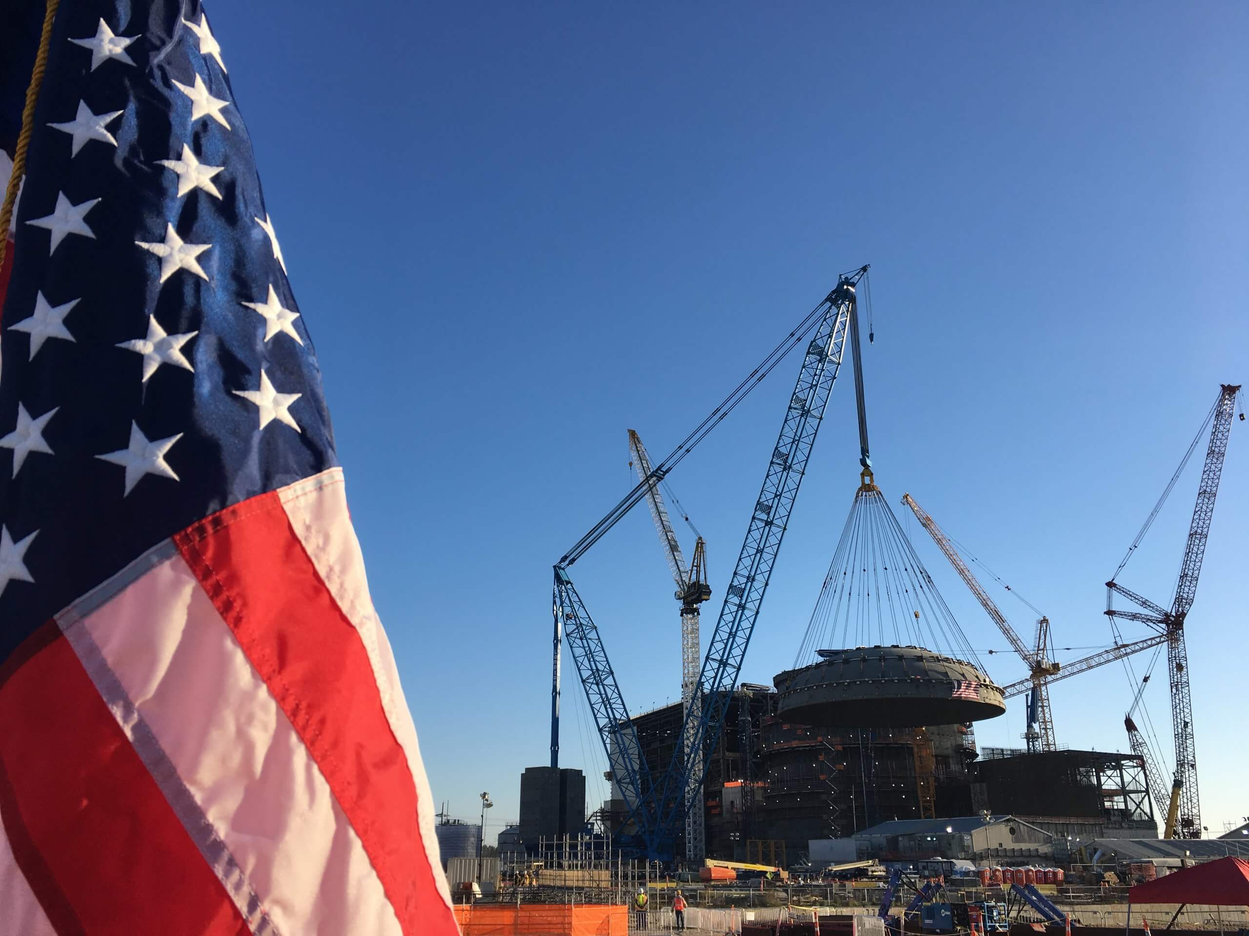 Crane Hotline Magazine: Tackling Tough Lifts With Ease and Versatility ...